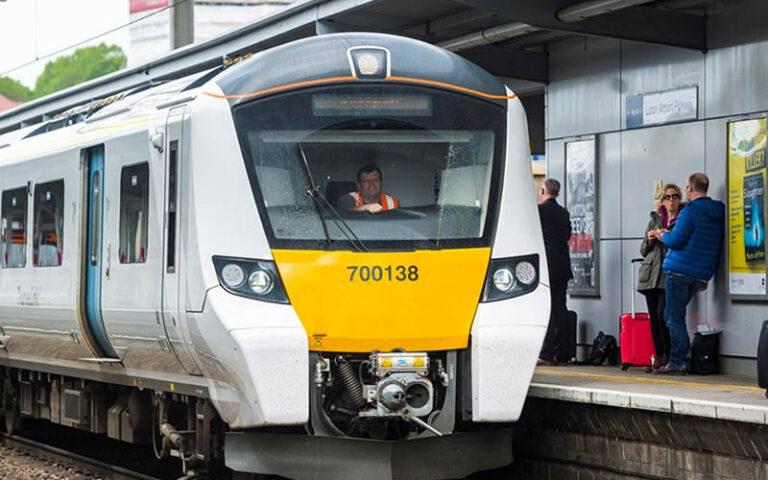 Network Rail rolls out 'high frequency' tech to help staff socially ...