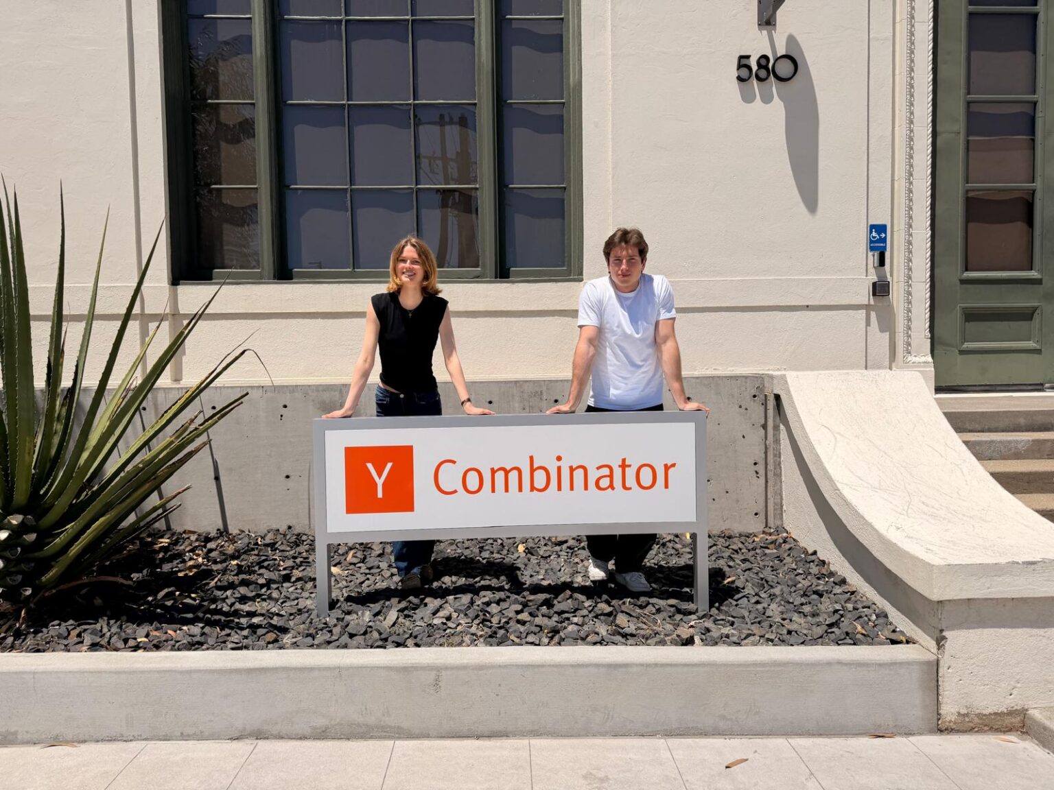 Manchester founder moves to Silicon Valley to build AI startup